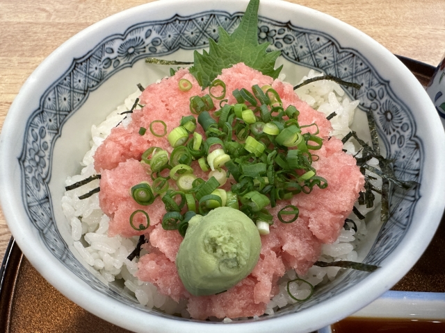 Negitoro Don – Creamy Tuna Rice Bowl with Egg - Japan Food & Recipe Studio